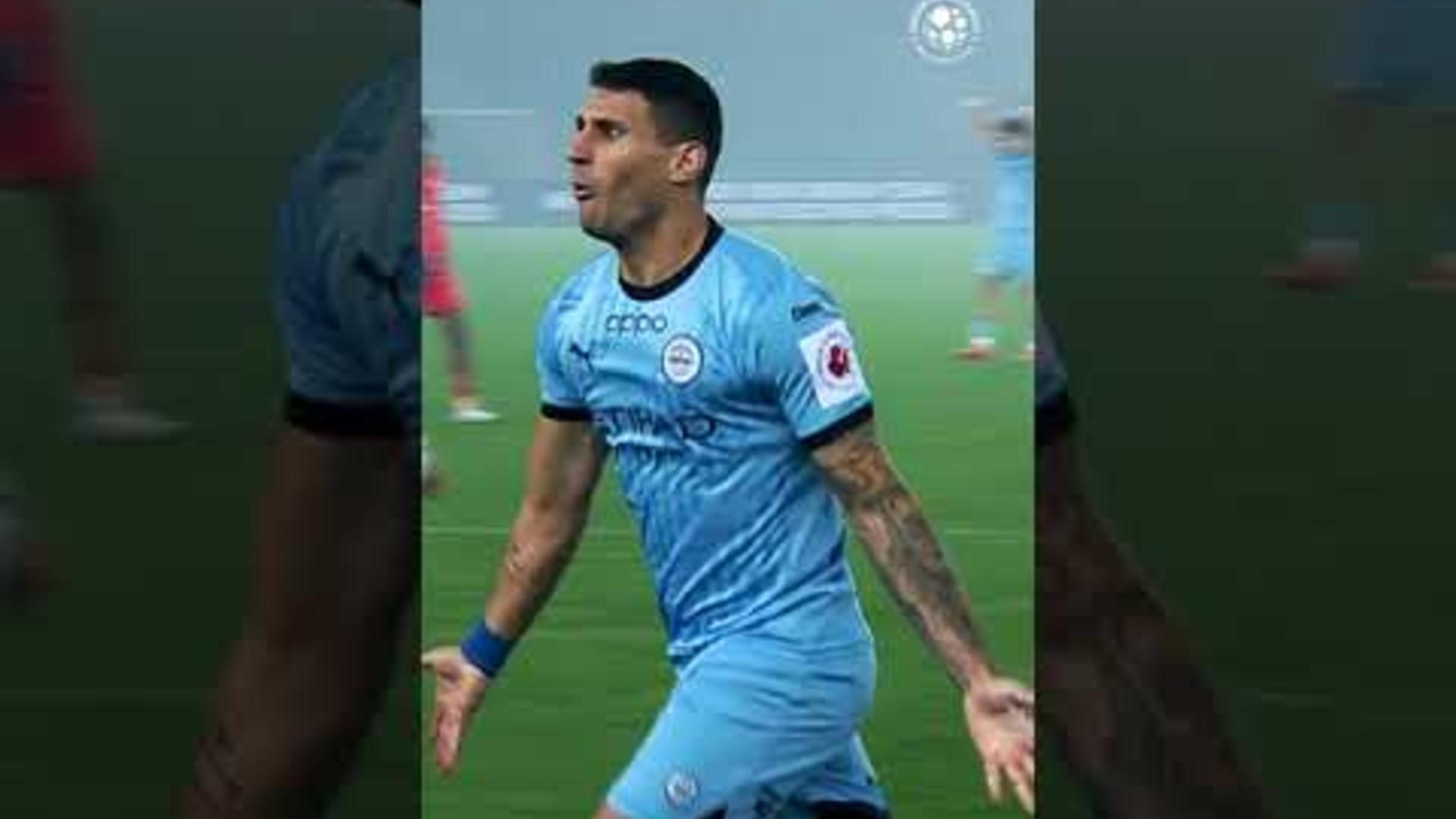 Nikos' surreal leveler 🔥