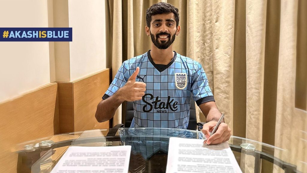 Mumbai City FC complete signing of Akash Mishra